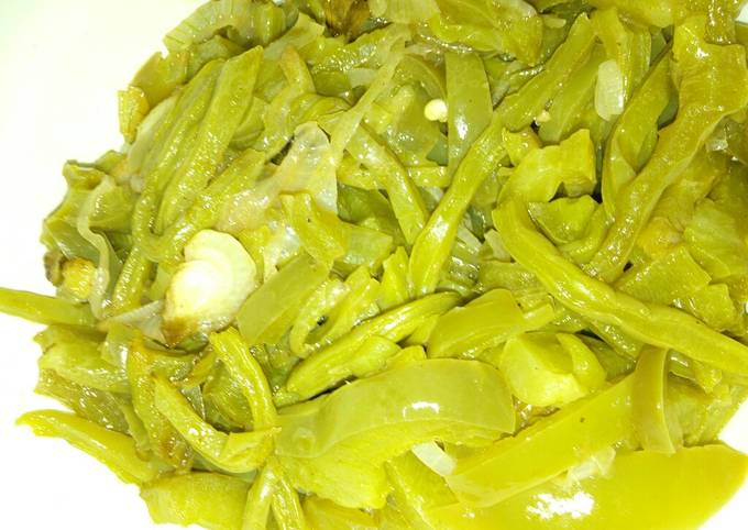 Nopales con morrón y cebollita a la Mario's Receta de MARIO RESENDIZ ...