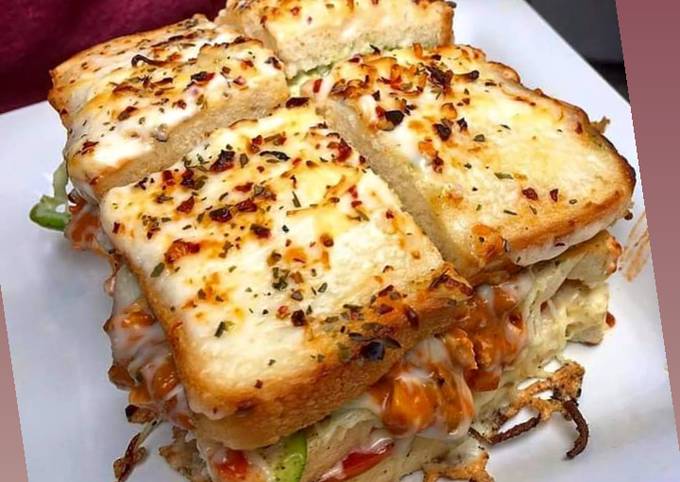 Cheese Club Sandwich Pizza Recipe by kanishek sharma - Cookpad