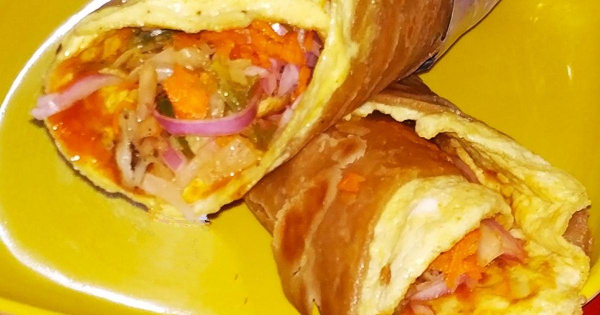 Lachha Paratha Egg Roll Recipe by Bibhasini Patra - Cookpad