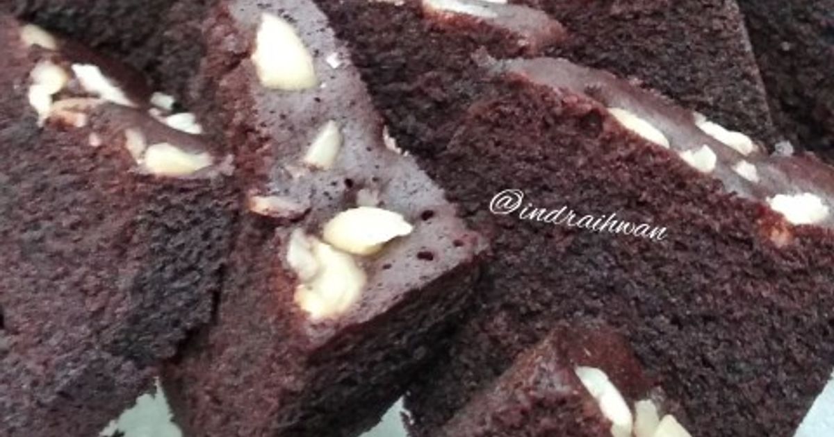 Resep Steamed Sponge Cake (Coklat Kenari) oleh in's kitchen activity ...