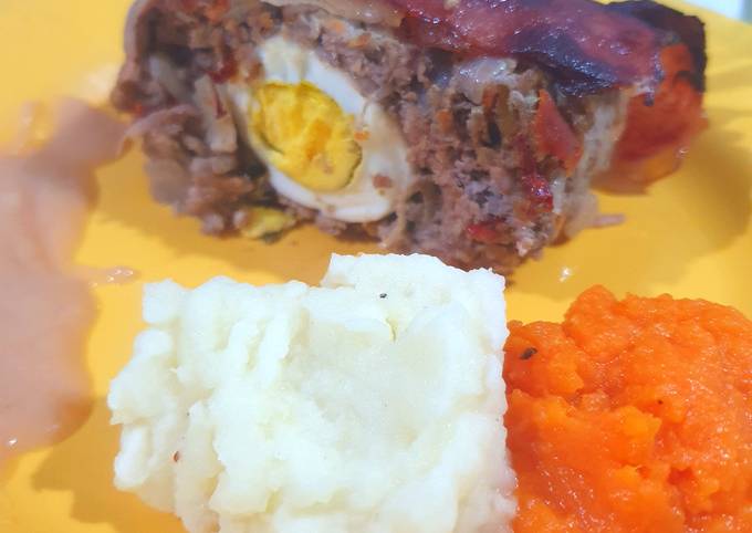 Pan de carne con panceta 🥓 y puré mixto Receta de @saboresculturales 👩🏻 ...