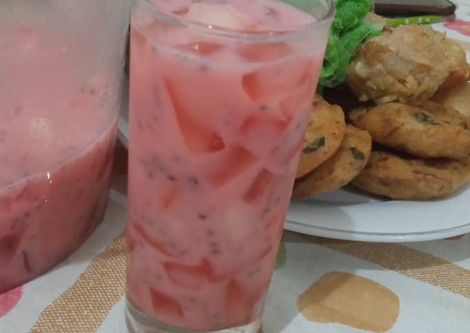 Resep Es buah susu oleh Dera Balipa - Cookpad