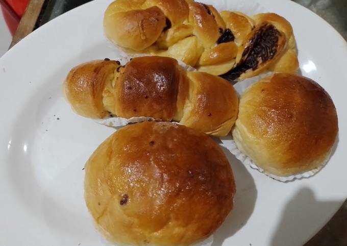 Resep Roti Empuk oleh Dyah Umiyarni - Cookpad