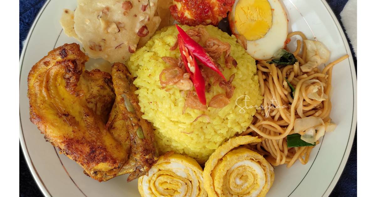 Resep Nasi Kuning Komplit oleh Christa - Cookpad