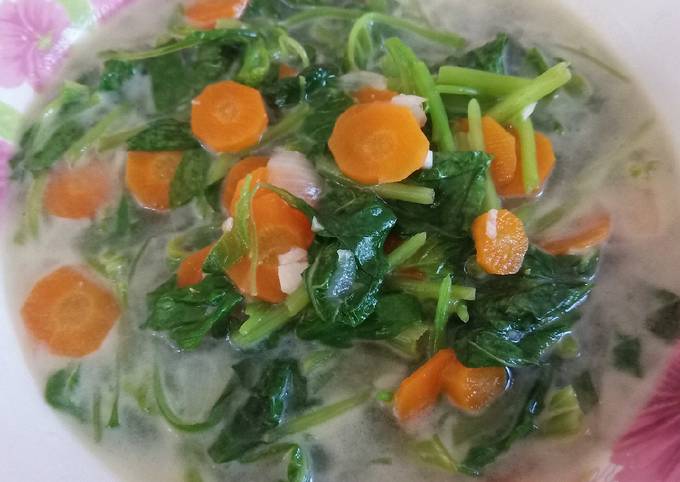 Resep Sayur Bobor Bayam oleh Nur Ekayanti - Cookpad