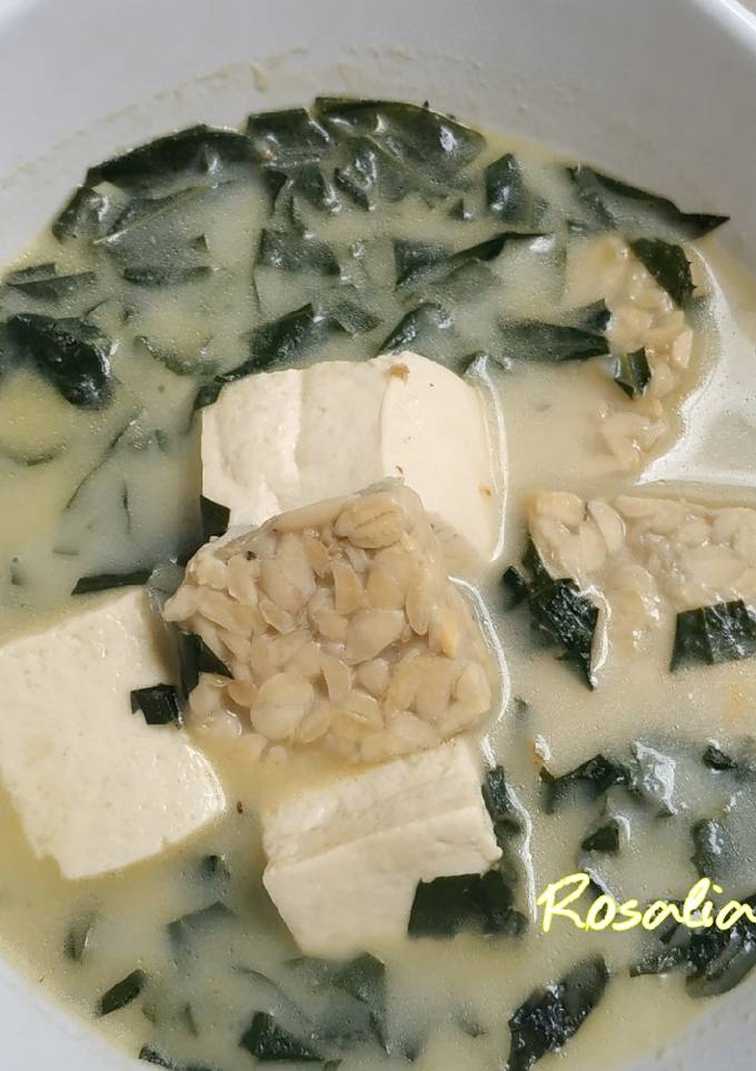 Resep Besengek (tahu, tempe, daun singkong) oleh Rosalia - Cookpad