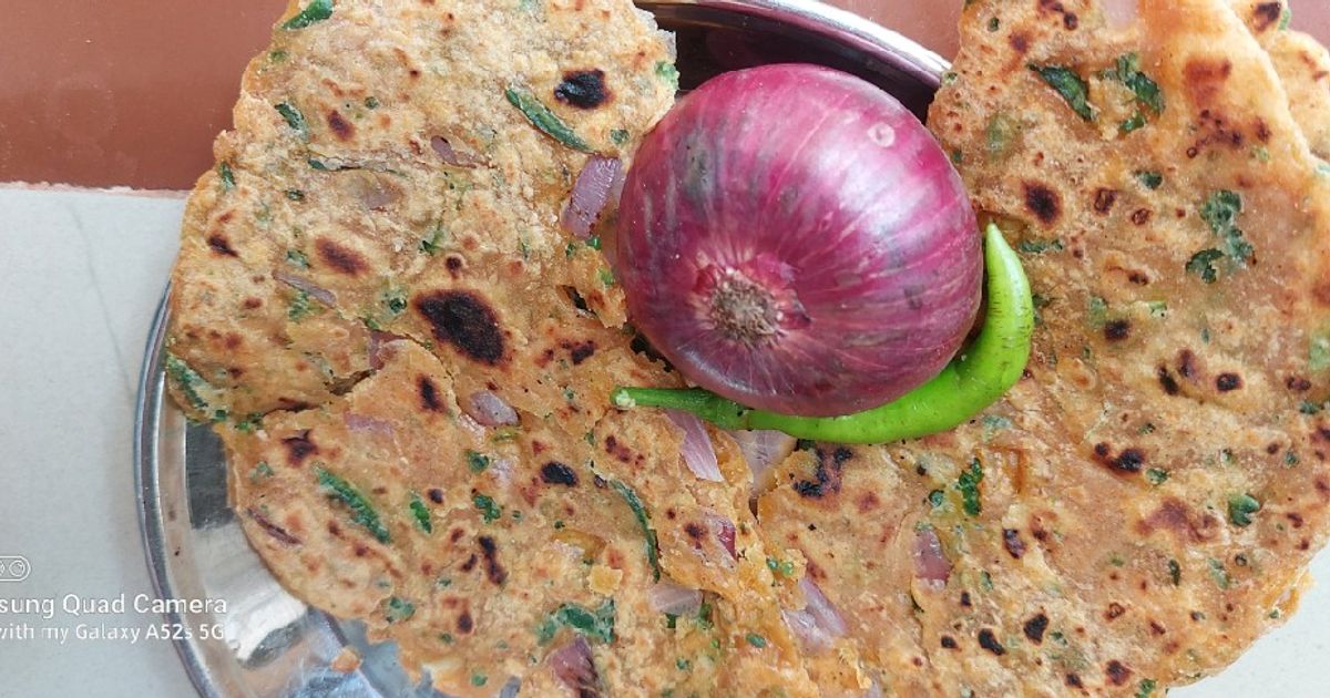 करेला पराठा(Karela Paratha Recipe In Hindi) रेसिपी बनाने की विधि in ...