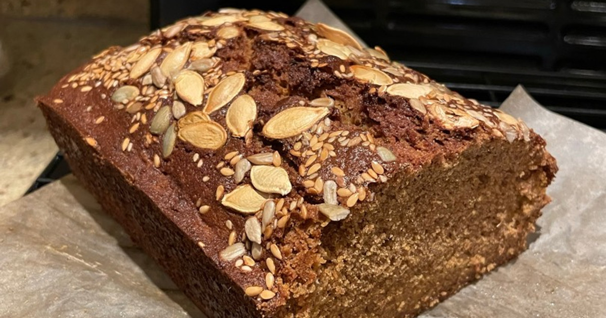 Pumpkin Guts Bread (Gf Option) Recipe by Genna - Cookpad