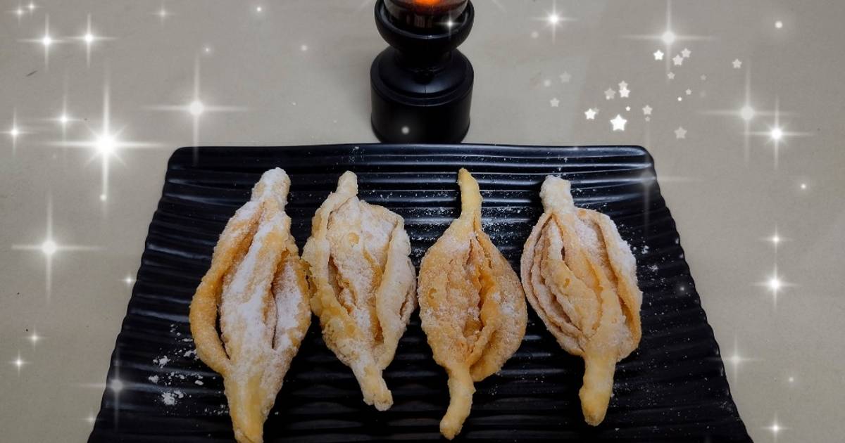 खुसखुशीत चंपाकळी (Champakali Recipe In Marathi) रेसिपी Saumya Lakhan ...
