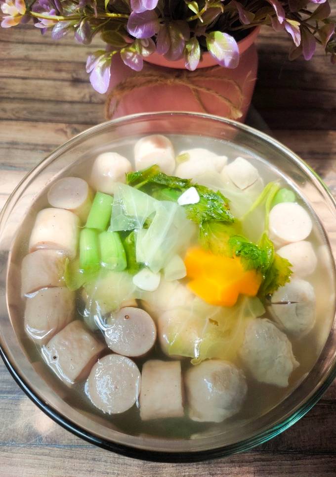 Resep Sop Baso Sosis Ayam Sayuran oleh Laily Nurhayati - Cookpad