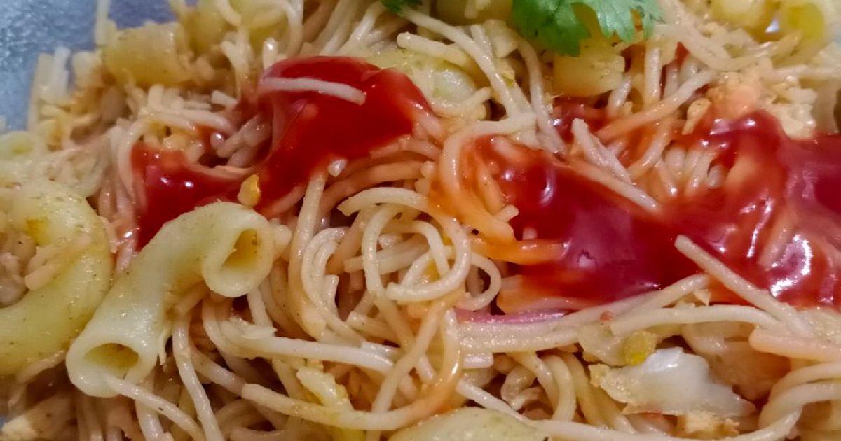 Macaroni Sawaiyan With Leftover Chicken Tikka Recipe by Saima Shahzad ...