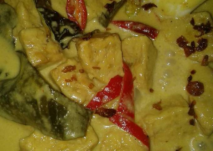 Resep Terik tempe telur oleh lita maya - Cookpad