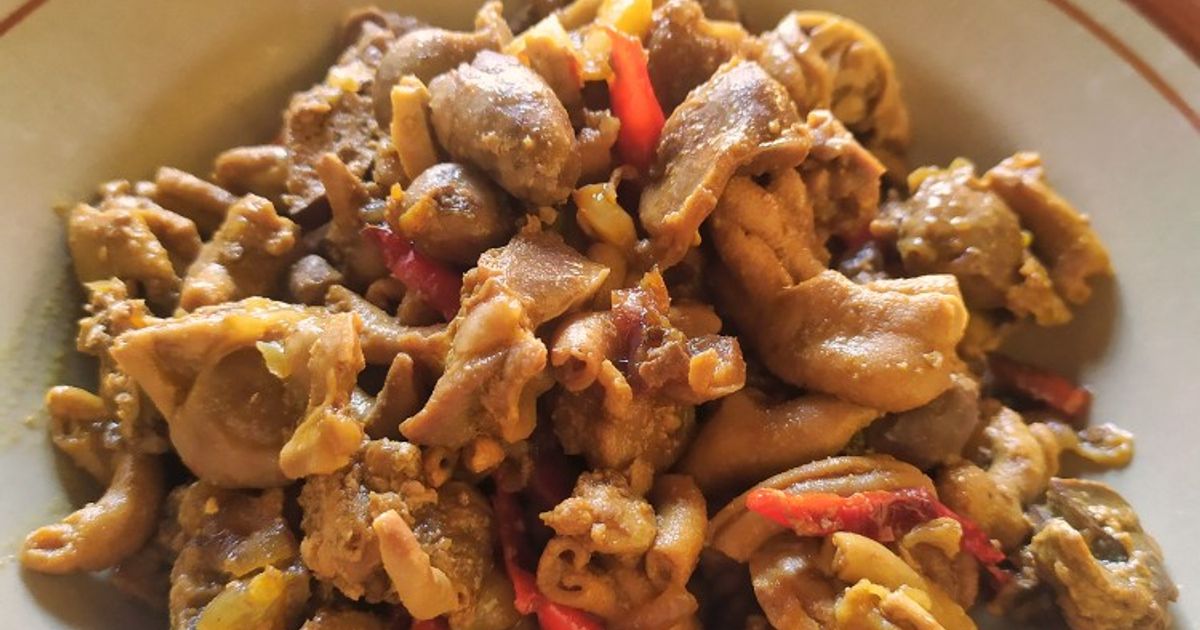 Resep Tumis Jeroan Ayam Cabe Ijo oleh Saluna Mahira - Cookpad