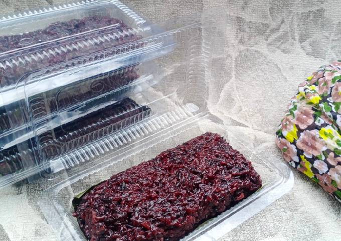 Resep Wajik Ketan Hitam oleh Widjie Astuti - Cookpad