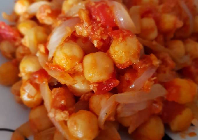 Garbanzos fritos con tomate Receta de Linarejos- Cookpad