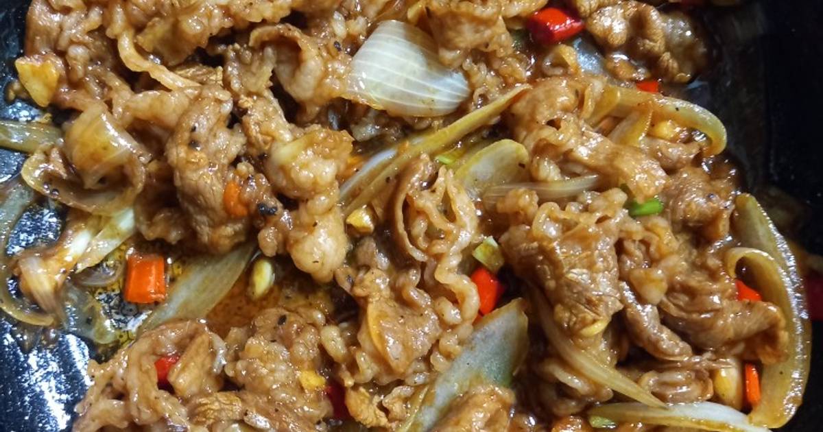 Resep Beef Slice Black Pepper Sauce Praktis oleh Arrum Suryani - Cookpad