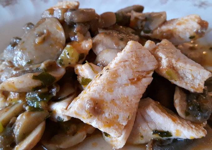 Champiñones con pechuga de pavo Receta de COCINA LA PELIRROJA - Cookpad