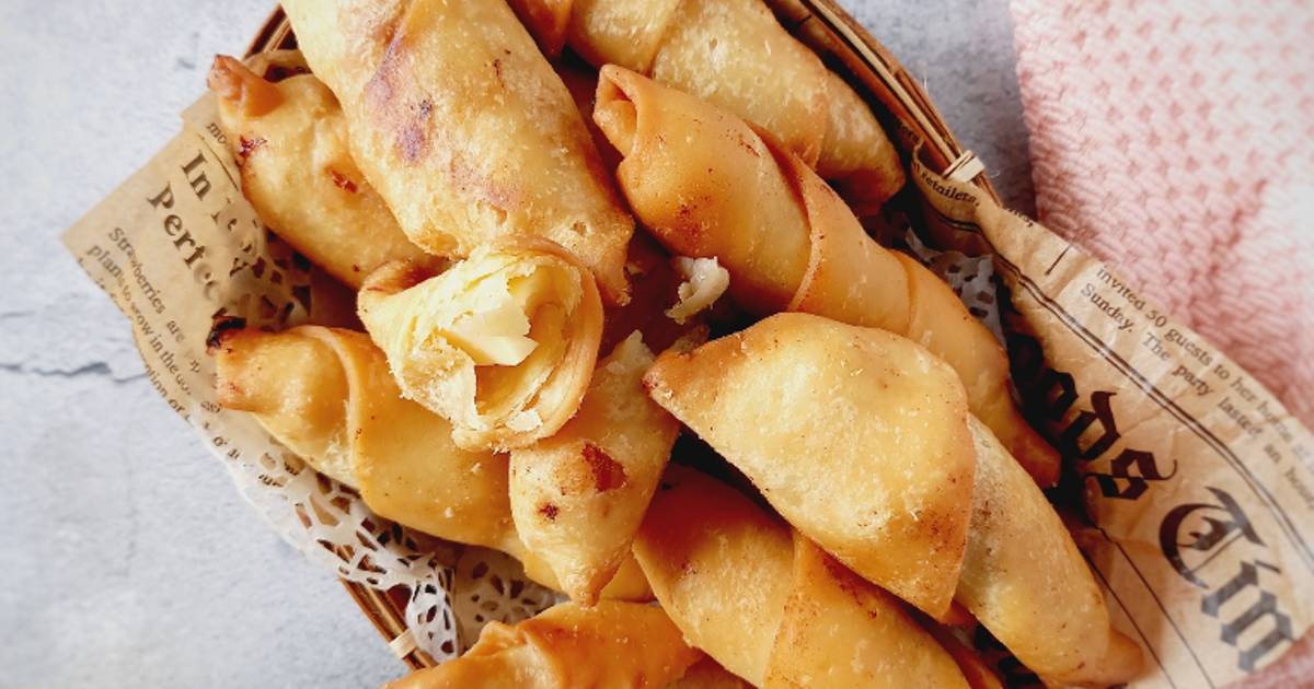 Resep Molen Pisang Keju Cheddar🍌🧀 Oleh Dapoer Bunda Delizha Cookpad