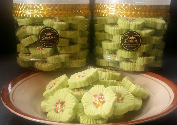 Resipi Semperit pandan kelapa oleh Anies Athirah - Cookpad