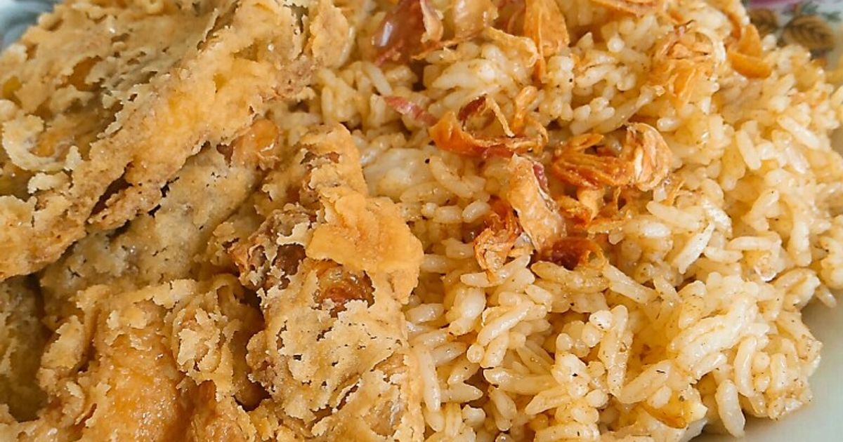 Resep Nasi Goreng Rendang Vs Telur Dadar Balut Tepung oleh Arshiya ...