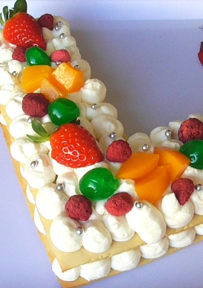 Pastel de letra (Tendencia 2018) Receta de Mary Barby- Cookpad