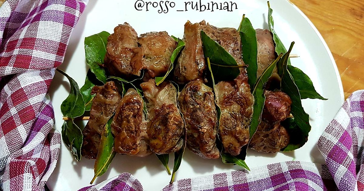 Ricetta Fegatelli Di Maiale Con Retina Ricetta Di Casa di rosso ...