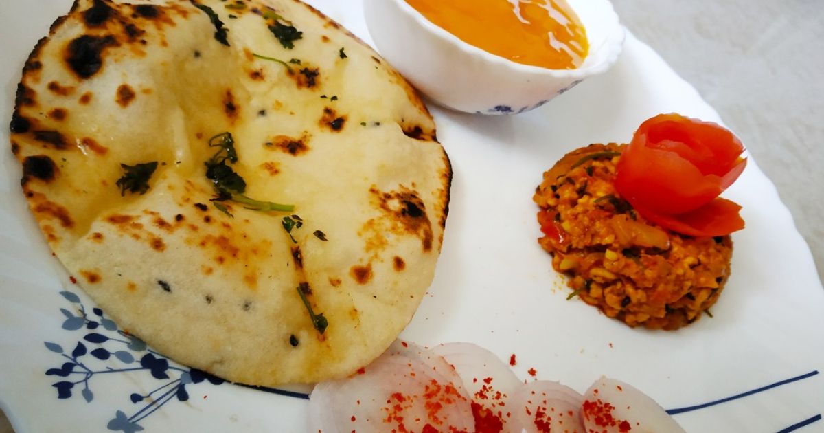 Tejal Hiten Sheth દ્વારા રેસીપી પનીર ભૂર્જી અને બટર નાન અને આમરસ - કૂકપૅડ