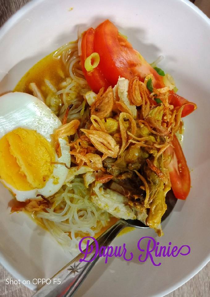 Resep Soto Ayam simple oleh Rinie_Suzan - Cookpad