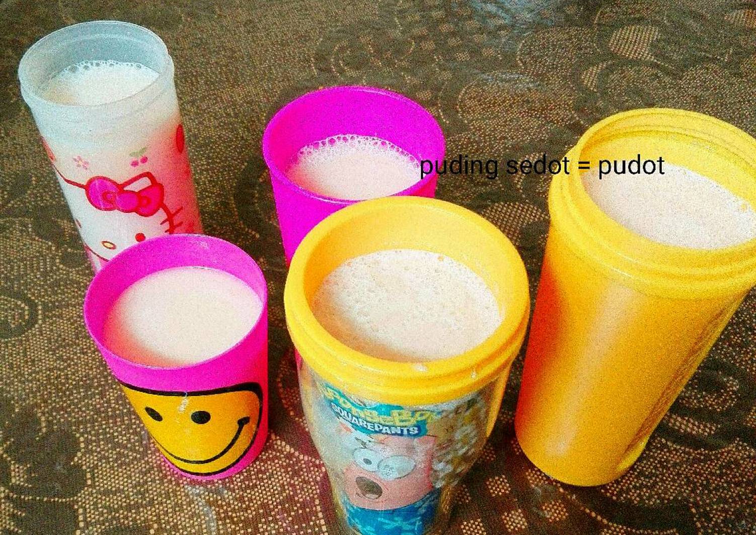 Resep Puding sedot = pudot oleh Rifana - Cookpad Resep Puding sedot = pudot oleh Rifana - Cookpad