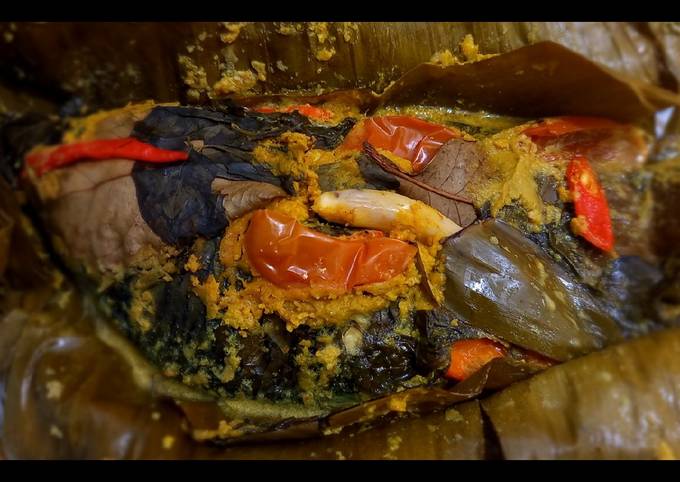 Resep Pepes ikan mas oleh Sisil hakim - Cookpad