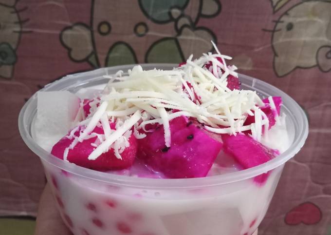Resep Dragon fruit Sago oleh liez momRR - Cookpad