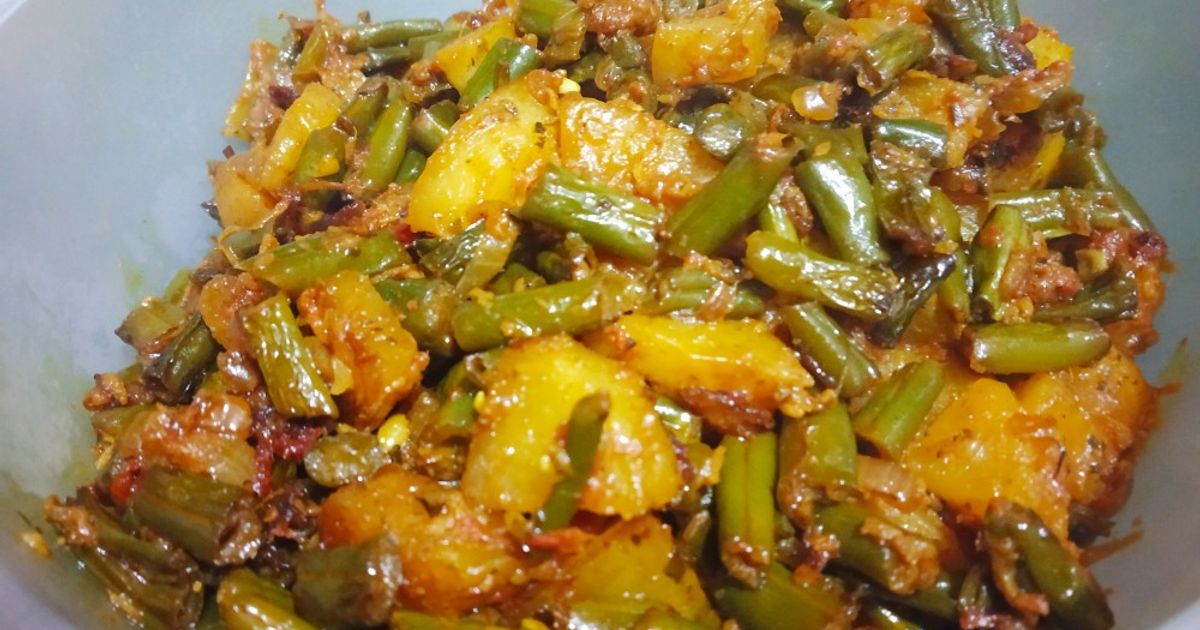 Aloo With Cluster Beans Recipe by Kuldeep Kaur - Cookpad