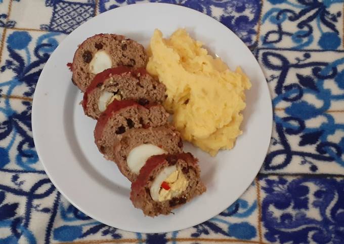 Rollo de carne molida con puré de papa Receta de Flor Mendez- Cookpad