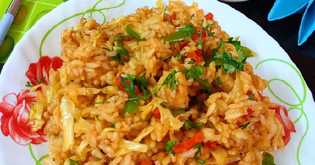 Schezwan Rice Recipe by Suchitra S(Radhika S) - Cookpad