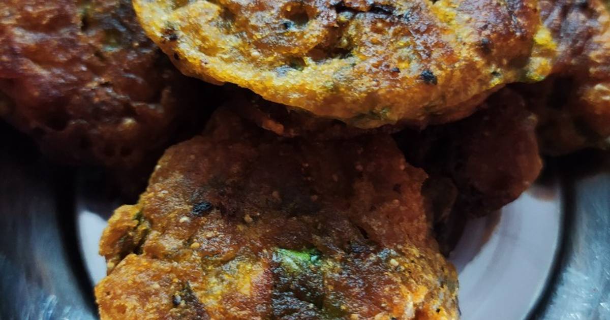 Tanushree Deb দ্বারা শিউলি পাতার বড়া (shiuli patar bora recipe in ...