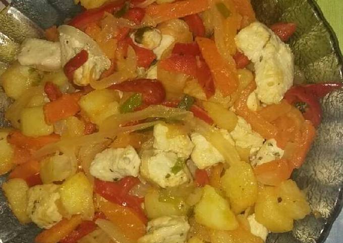 Pollo salteado con verduras Receta de Eveliin Soria- Cookpad
