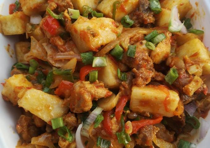 Yam and beef stir fry girki daga ZeeBDeen - Cookpad