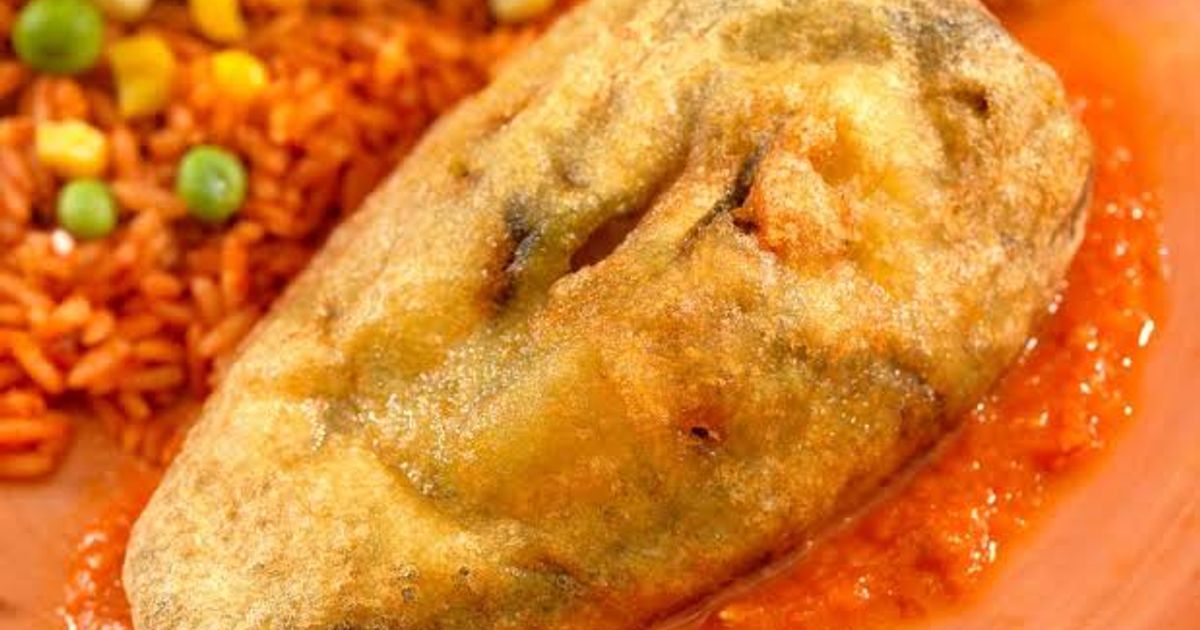 Chiles Rellenos With Meat And Almonds Recipe by Columba CMs - Cookpad