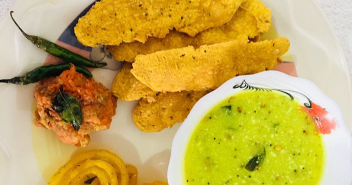 Neha Nikul Raval દ્વારા રેસીપી ફાફડા, જલેબી ચટની સલાડ સાથે - કૂકપૅડ