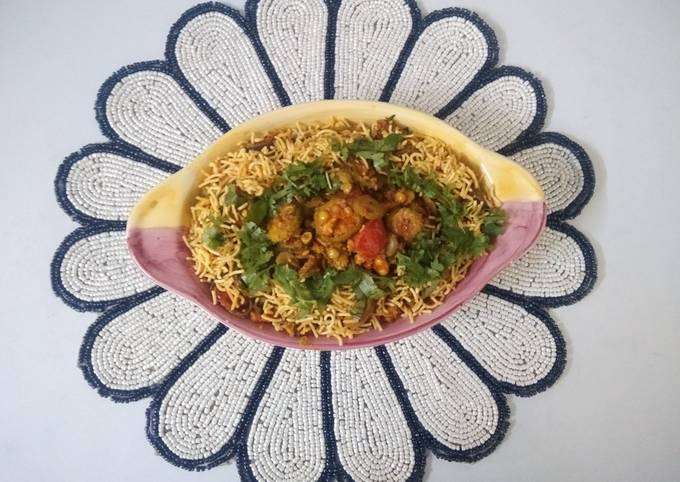 Spiny gourd(kantola) Sabzi (with an unique topping) Recipe by Bina ...