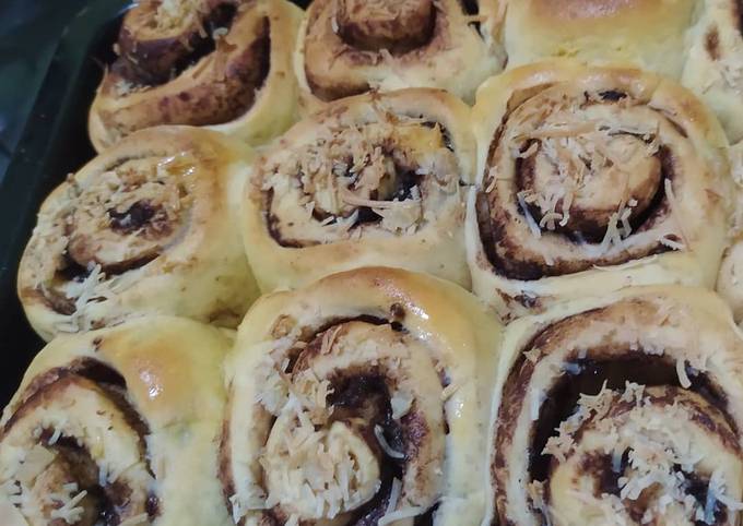 Resep Roti kentang roll chococashew oleh NIA - Cookpad