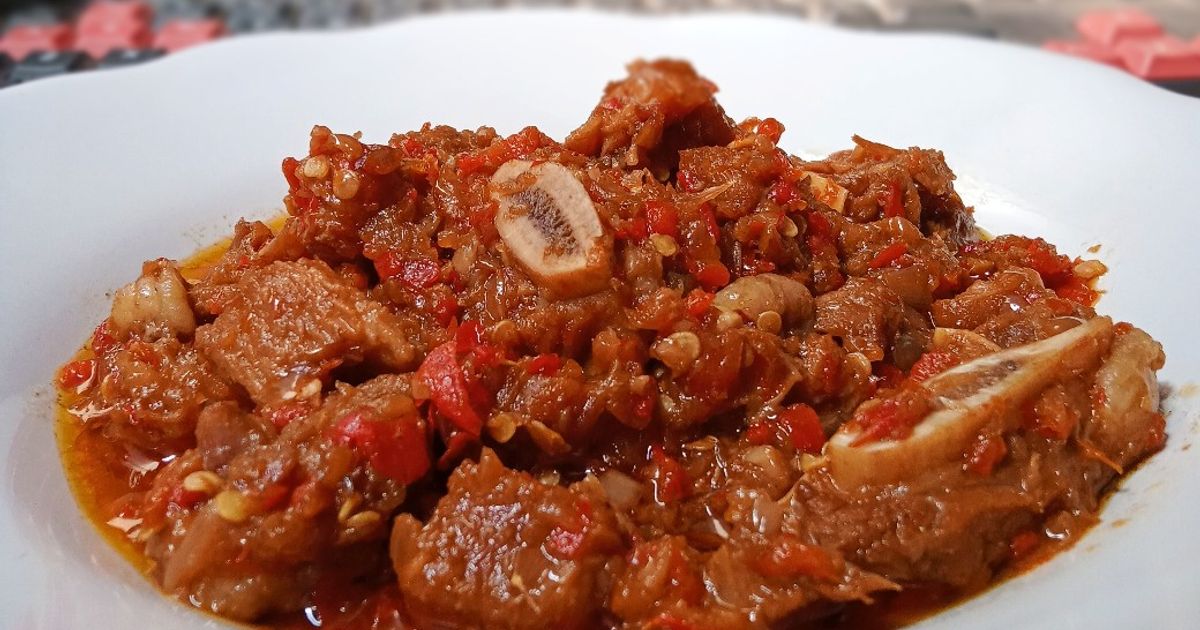 Resep 22. Oseng Mercon Iga Dan Daging Sapi oleh Ayla Rovy - Cookpad