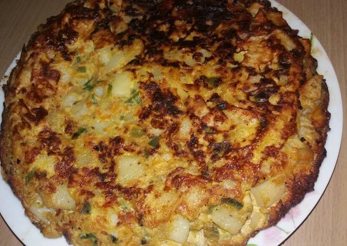 Tortilla de verduras y mucha papa Receta de Monica Vacaro 🇺🇾- Cookpad