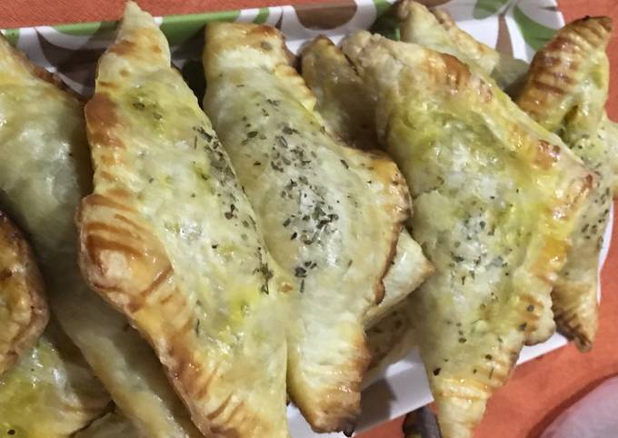 Resep Kari puff oleh rizkiwulz - Cookpad