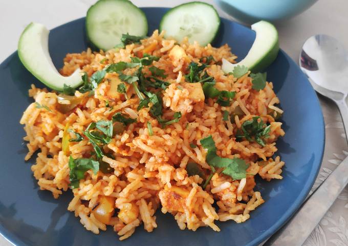 Paneer Tikka Rice Bowl Recipe by Anoli Vinchhi - Cookpad