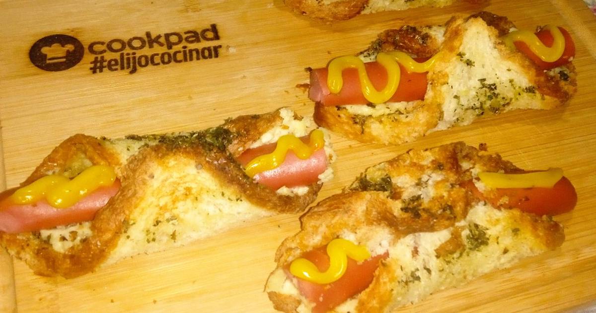 Aperitivo de pan tostado con pancho Receta de Mabel González - Cookpad