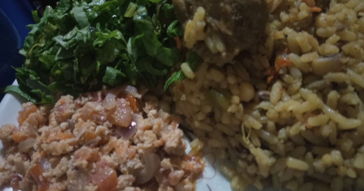 Rice And Beans Jollof With Egg Source Recipe by Balkisu Abba Muhammad ...