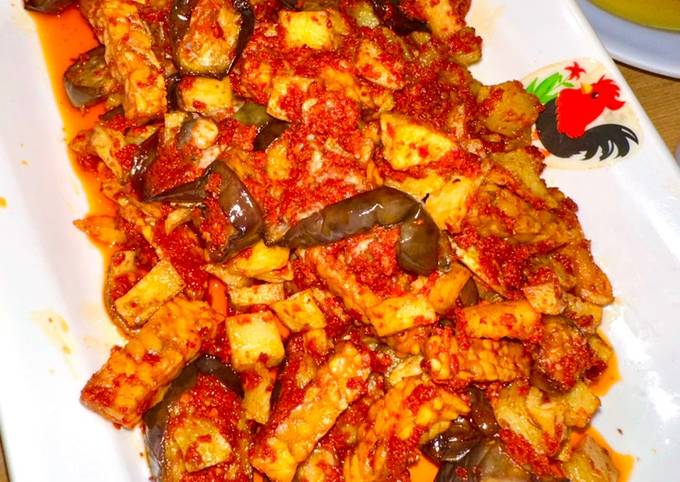 Resep Terong Tempe Kentang Teri Balado oleh Ita Nisa - Cookpad