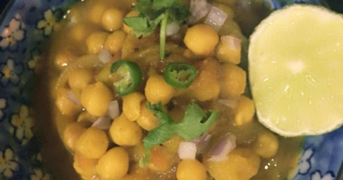 Ghugni Chaat Recipe by A Chef and A Mom - Cookpad