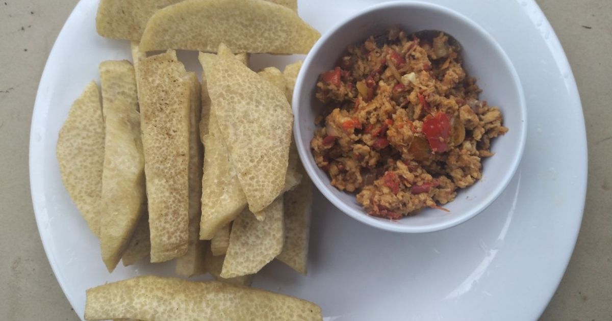 Fried Yam With Scrambled Egg Recipe by Cute aurah's Kitchen - Cookpad